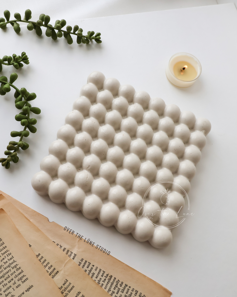Bubble Tray – Over The Lune
